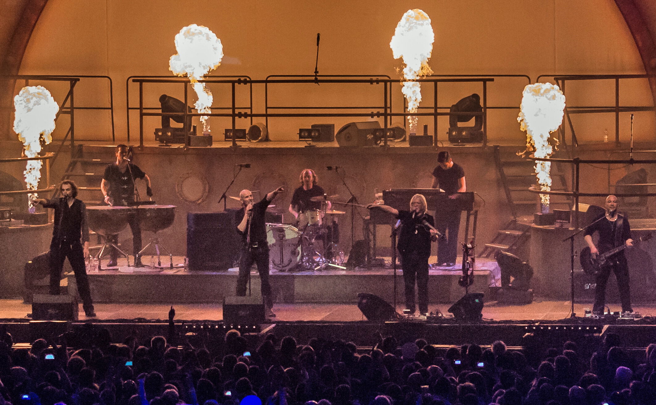 Mit den Gezeiten - Live aus der O2 World Hamburg | Santiano DVD | EMP